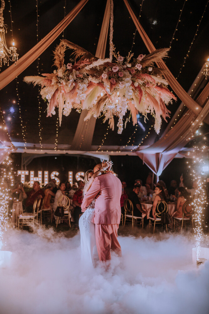 Lanikuhonua | Luxury Hawaii Wedding Inspiration - Anela Benavides