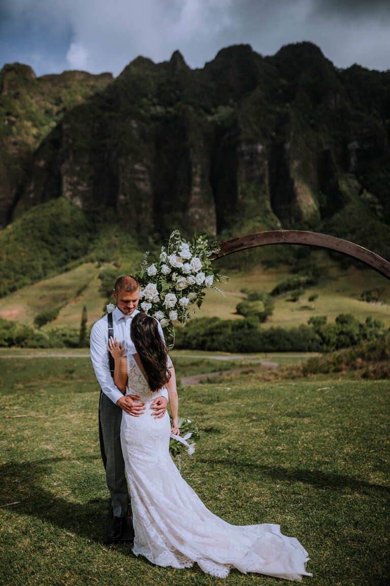 BRIDE GUIDE: Tips for the Best Wedding Photos - Anela Benavides